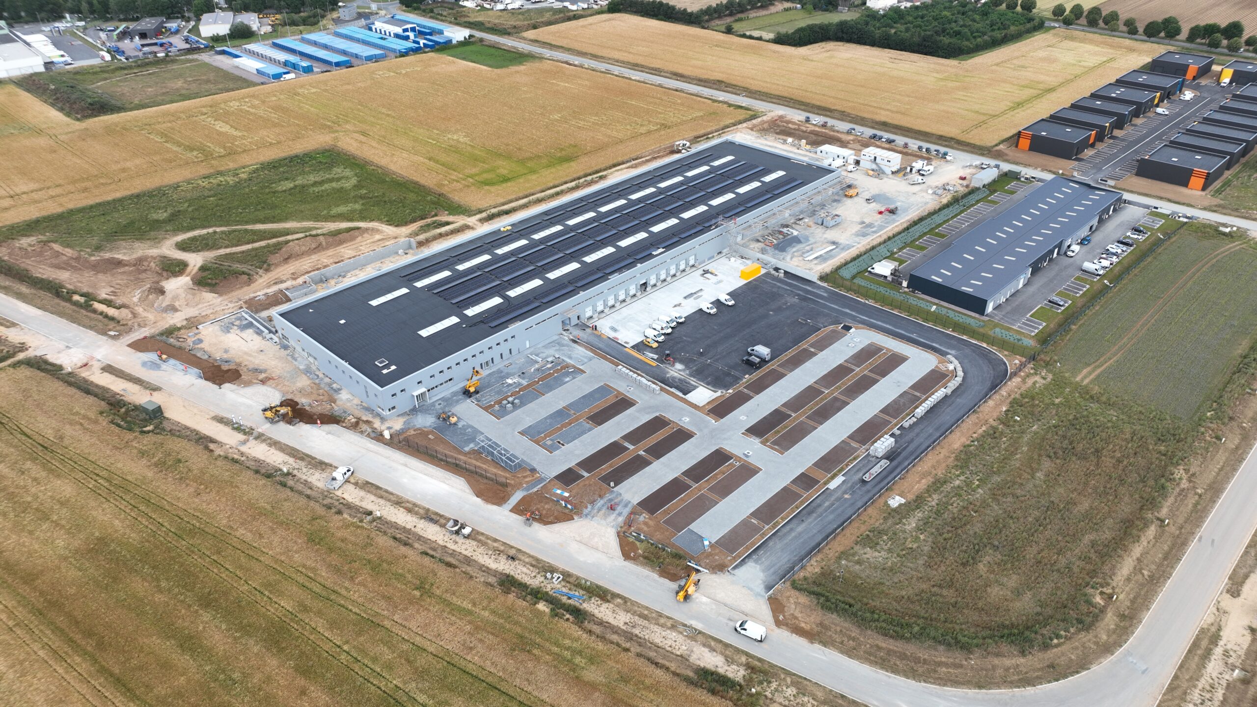 CONSTRUCTION D'UNE PLATEFORME DE DISTRIBUTION DE COURRIER MULTI-FLUX ...